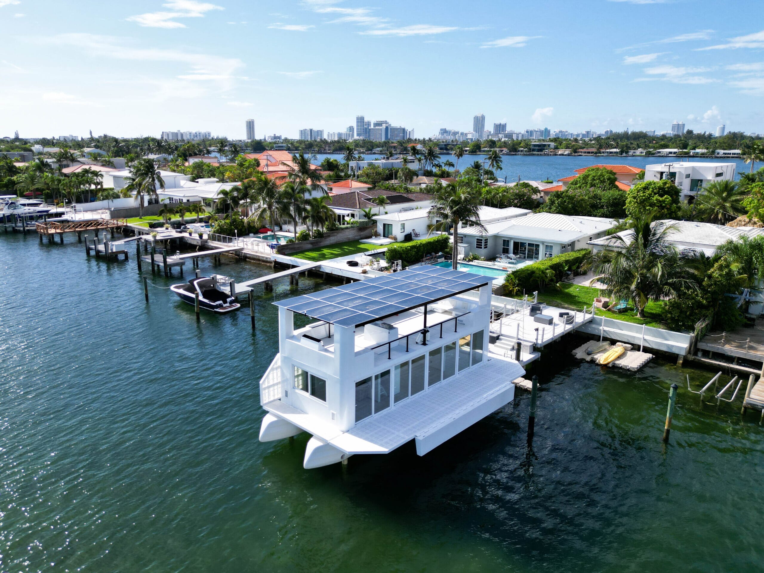 Arkup 50 Yacht SolarPort - Lumos Solar